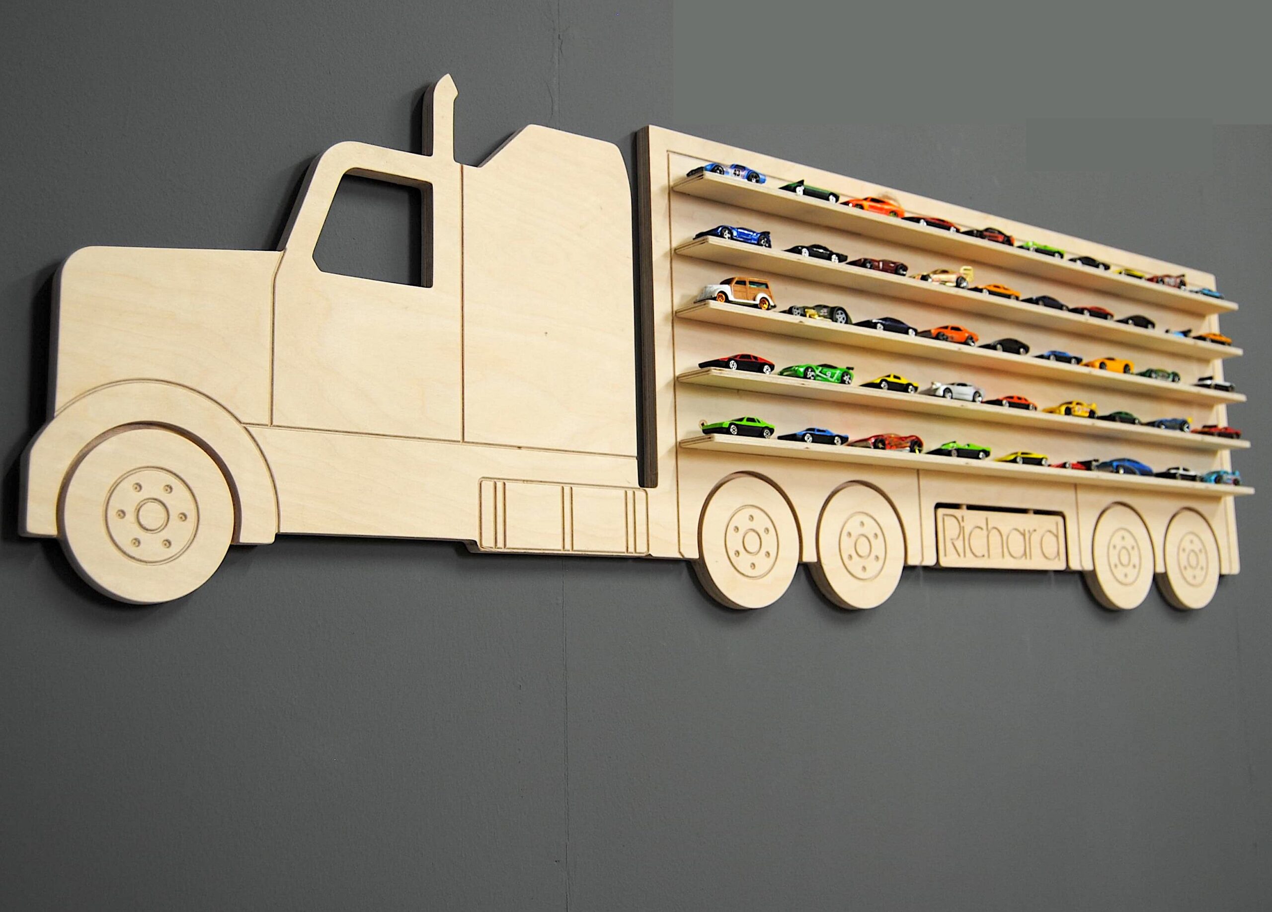 UK Shop Window Displays props & bespoke retail merchandising