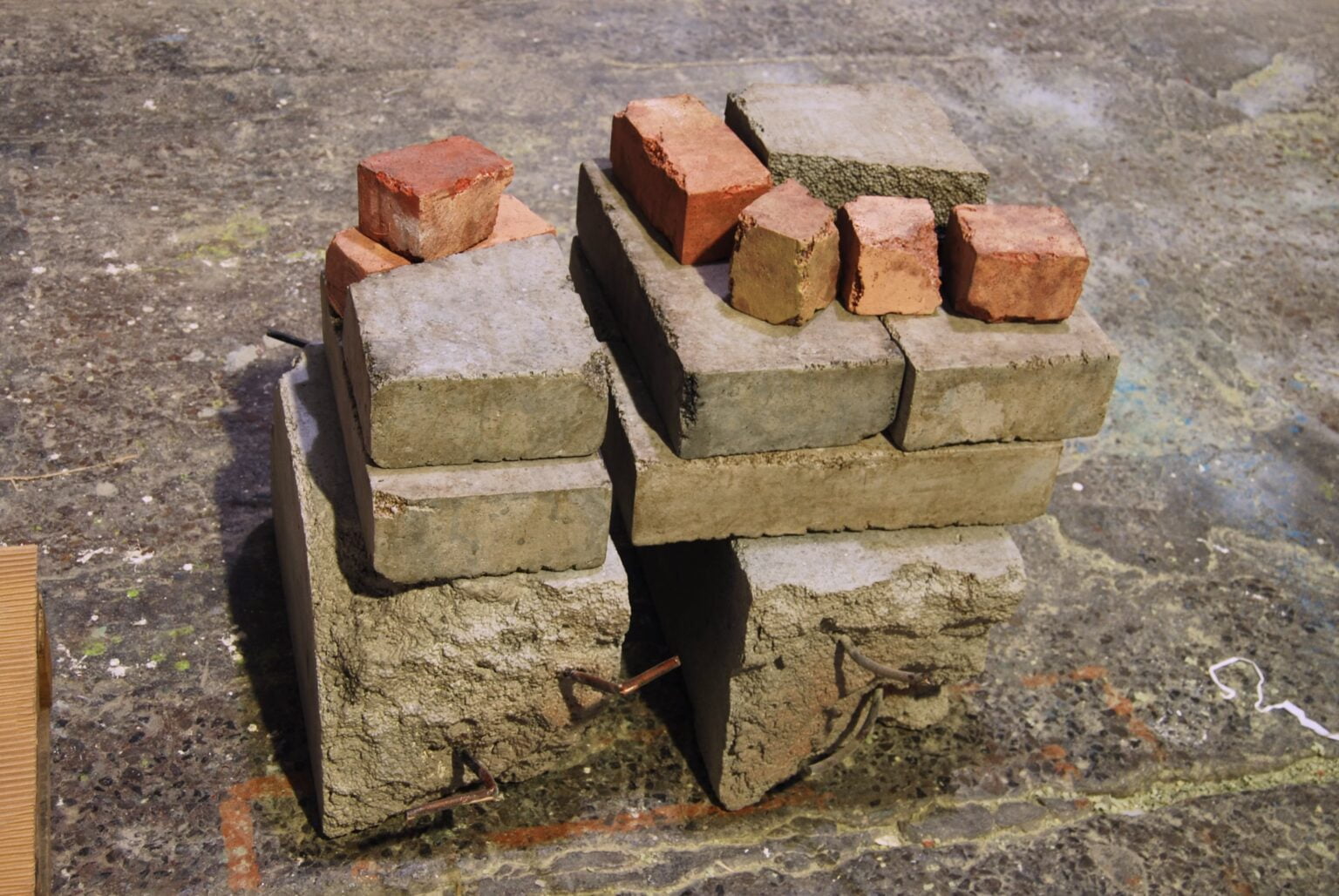 Polystyrene concrete props, fake artificial rocks stone, concrete